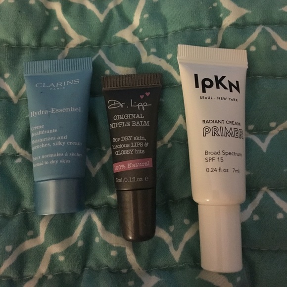 Makeup | Deluxe Samples Free W2 Purchase | Poshmark